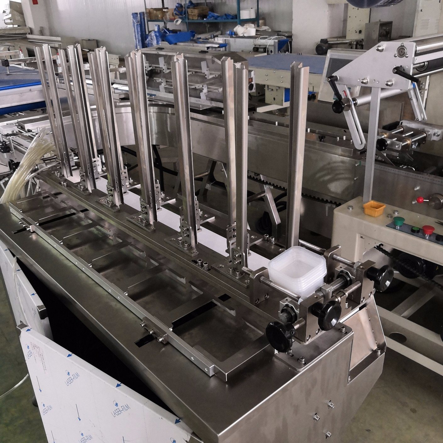 Automatic Pie Packing Machine, with The Desiccant